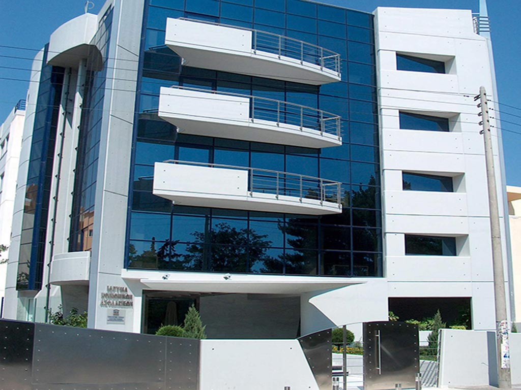 IKA Office Building - Villas Architecture